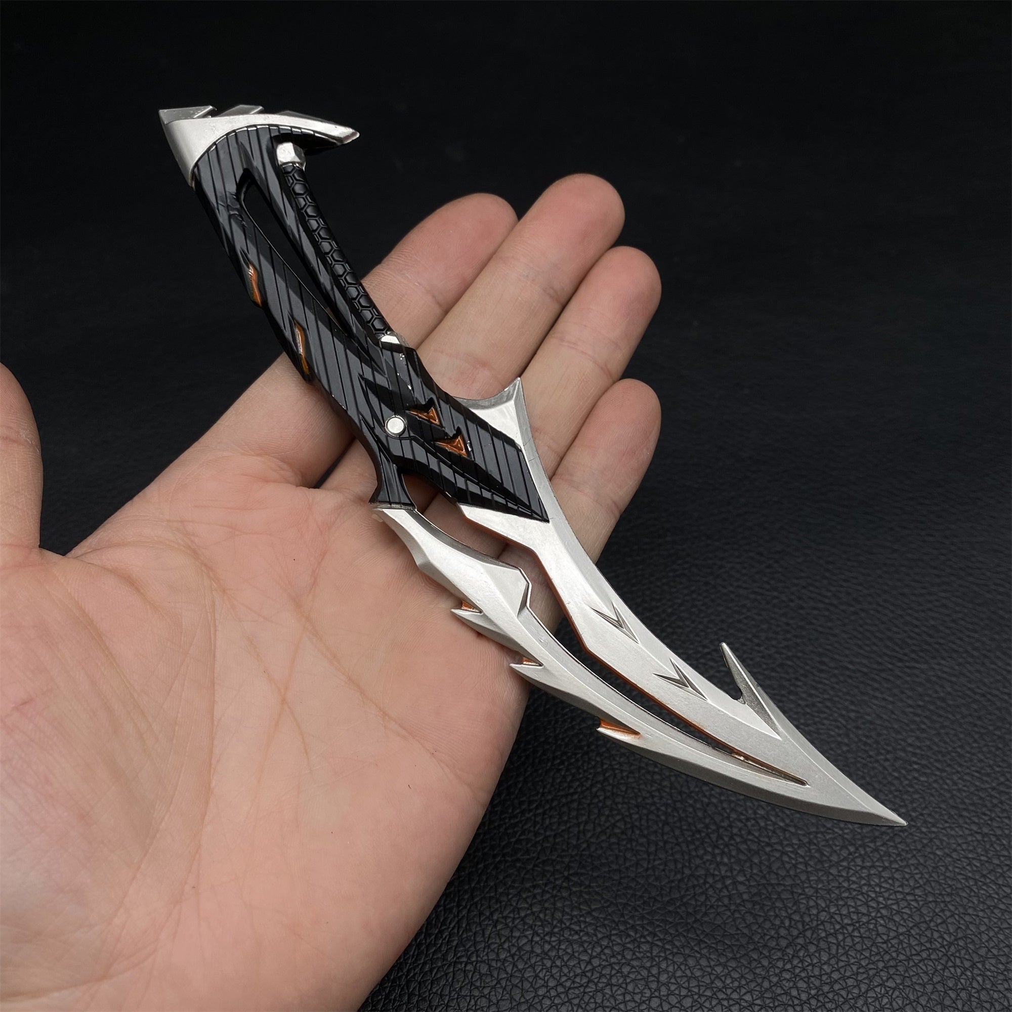 Byteshift Karambit Metal Miniature – WilliamMetalBlade